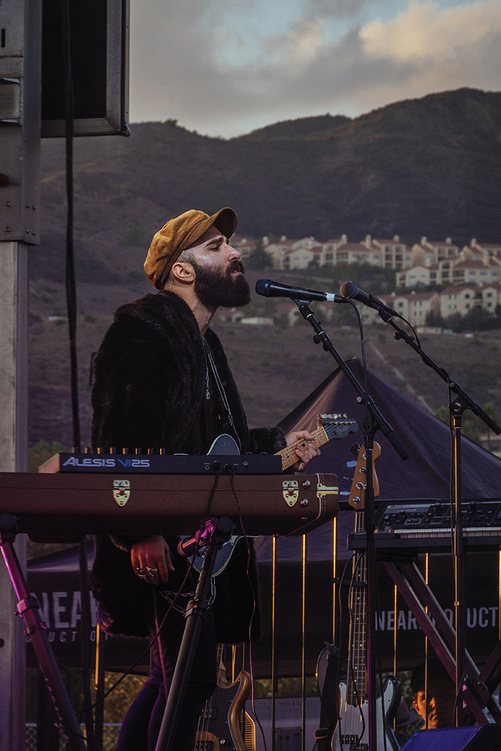 Van Alden and Echosmith Play the Night Away for Waves Weekend ...