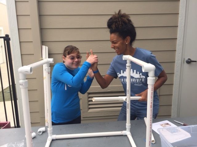 Hand in Hand Program Connects Students, Disabled Youth - Pepperdine Graphic