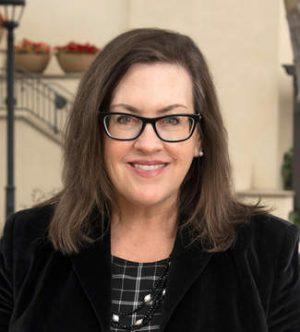 Women in Leadership: Kindy De Long - Pepperdine Graphic