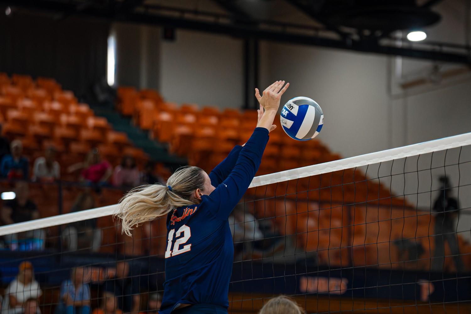 Meg Brown Continues to Lead Team with High Energy - Pepperdine Graphic